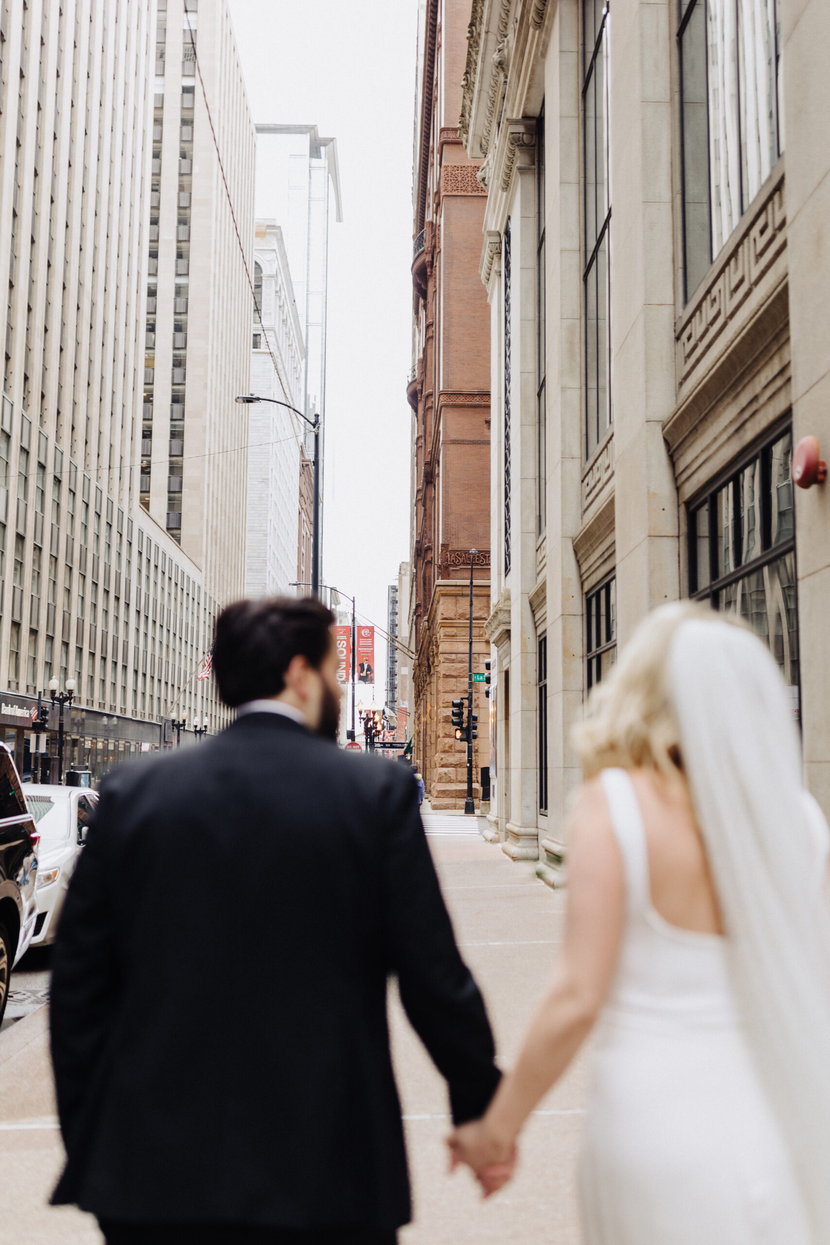 Downtown Chicago Luxury Wedding Day at The Rookery ...